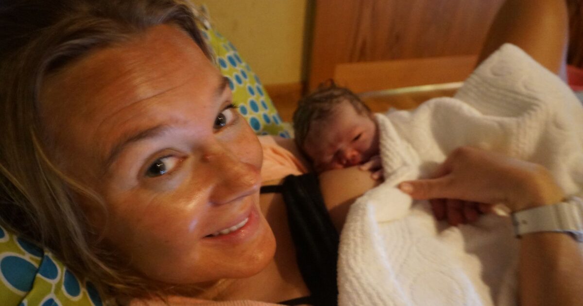 [] Overdue pregnancy, deliveried at 42 and 43 weeks, and birth review ...